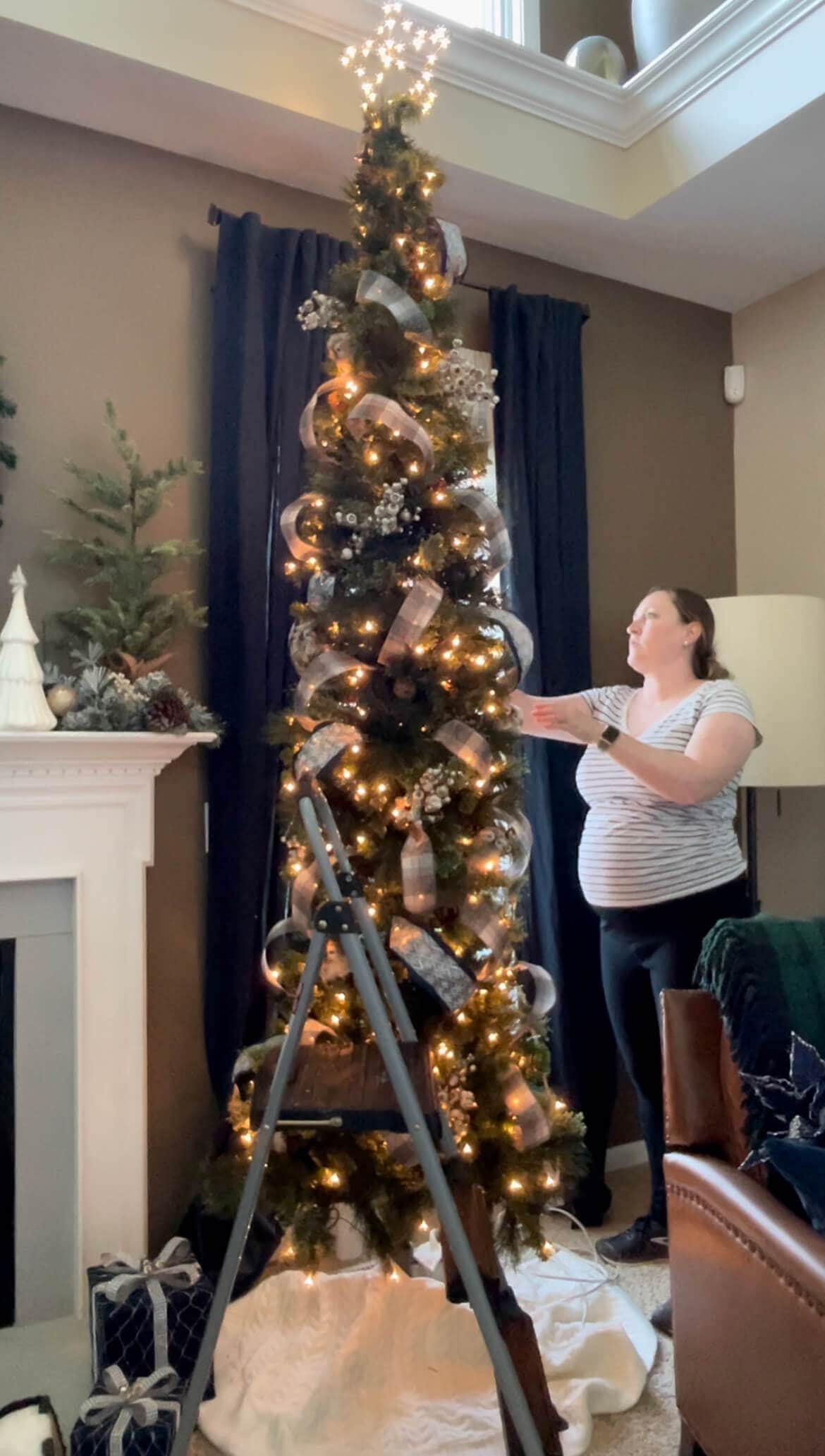 How to Decorate a Skinny Christmas Tree with Ribbon